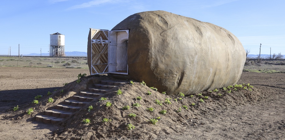 Potato Hotel - Stay at Idaho's Biggest and Heaviest "Potato" | Unique ...
