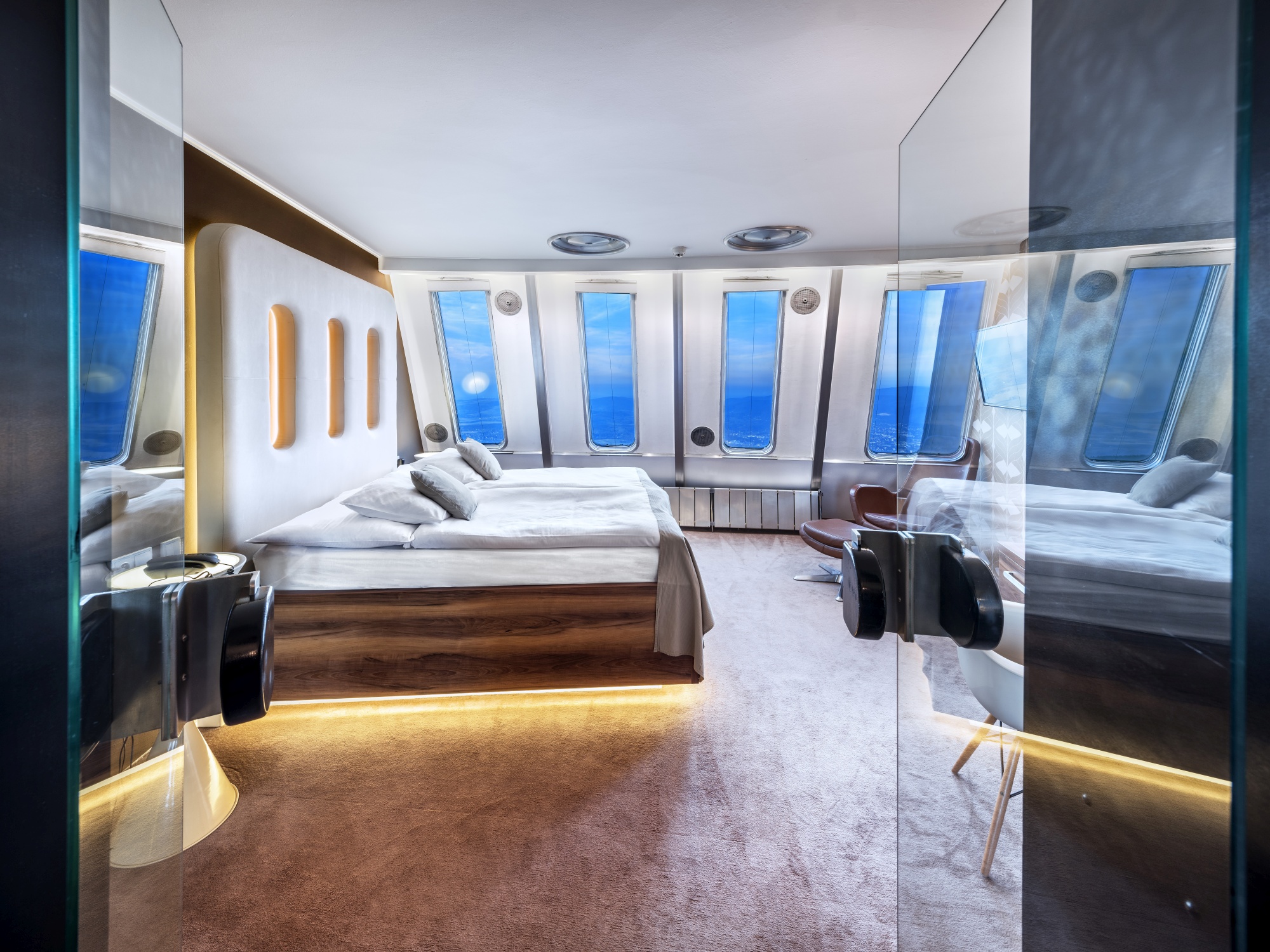 Futuristic Hotels - 21 Most High-Tech & Futuristic Hotels In The World