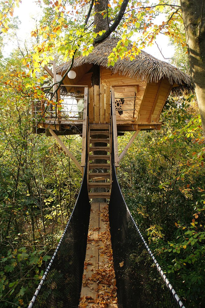 The 16 Unique Treehouse Hotel Designs