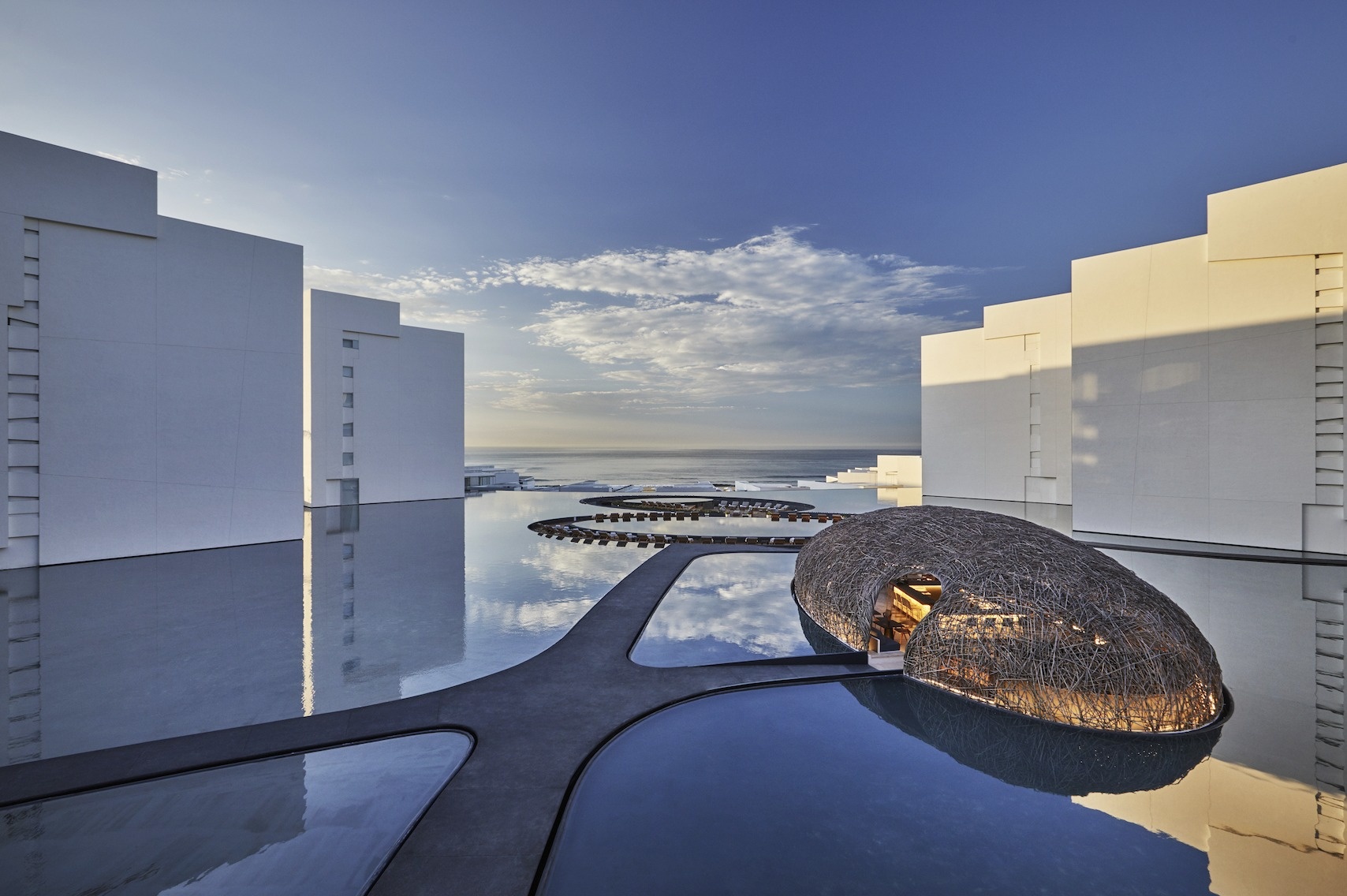 Futuristic Hotels - 21 Most High-Tech & Futuristic Hotels In The World