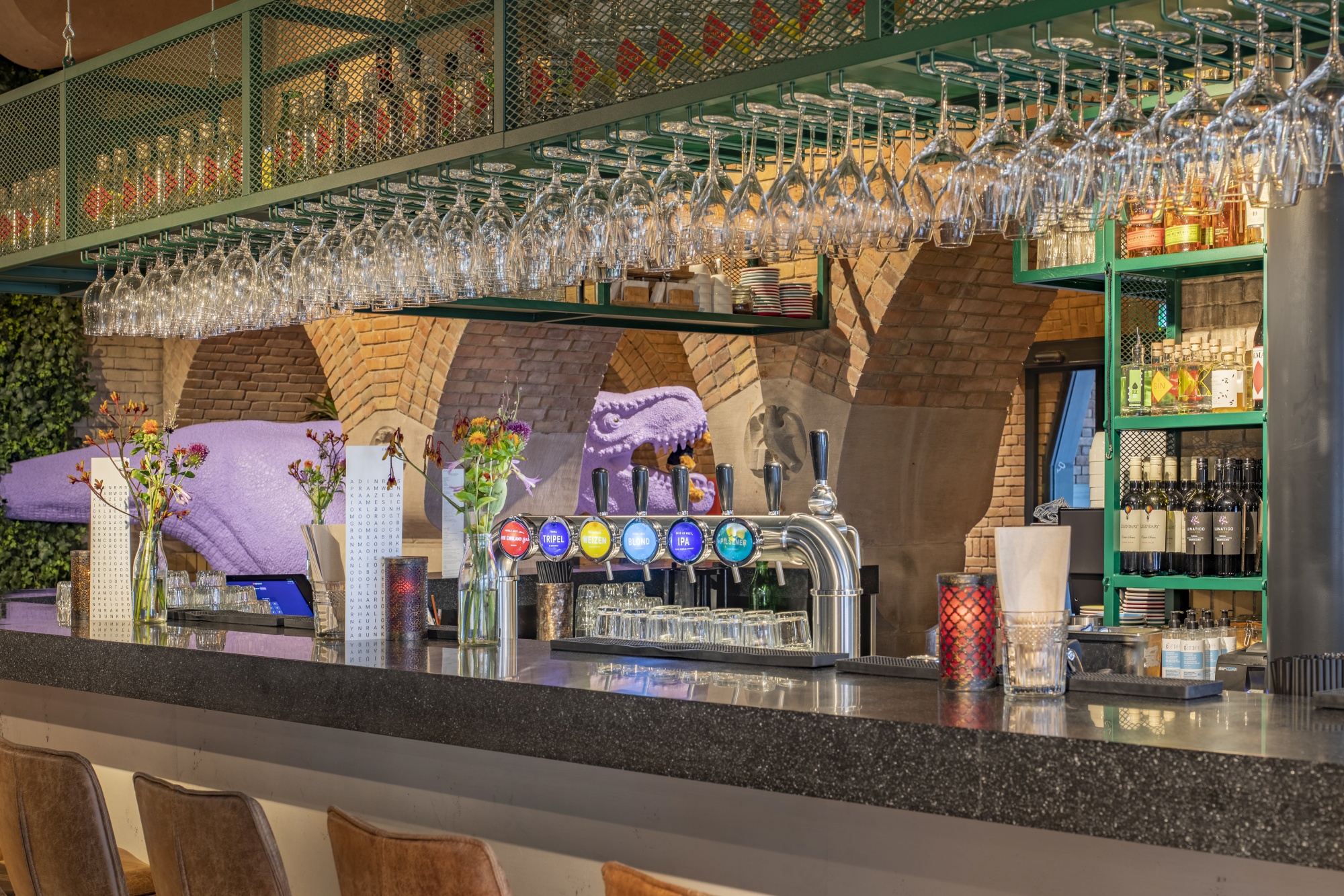 Bunk - Amsterdam's Holy Ho(s)tel