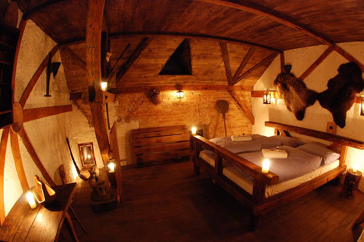 Medieval Hotel Dětenice - Candlelit Medieval Lifestyle