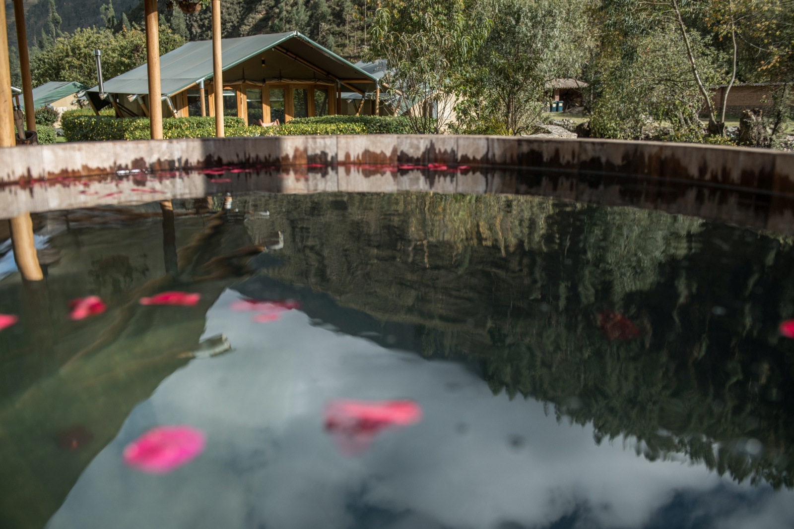Las Qolqas Eco Resort - Glamping in the Sacred Valley of the Incas