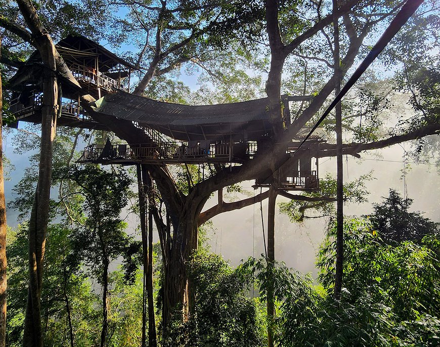 TreeHouse Point - Retreat Along The Raging River For Nature Lovers ...