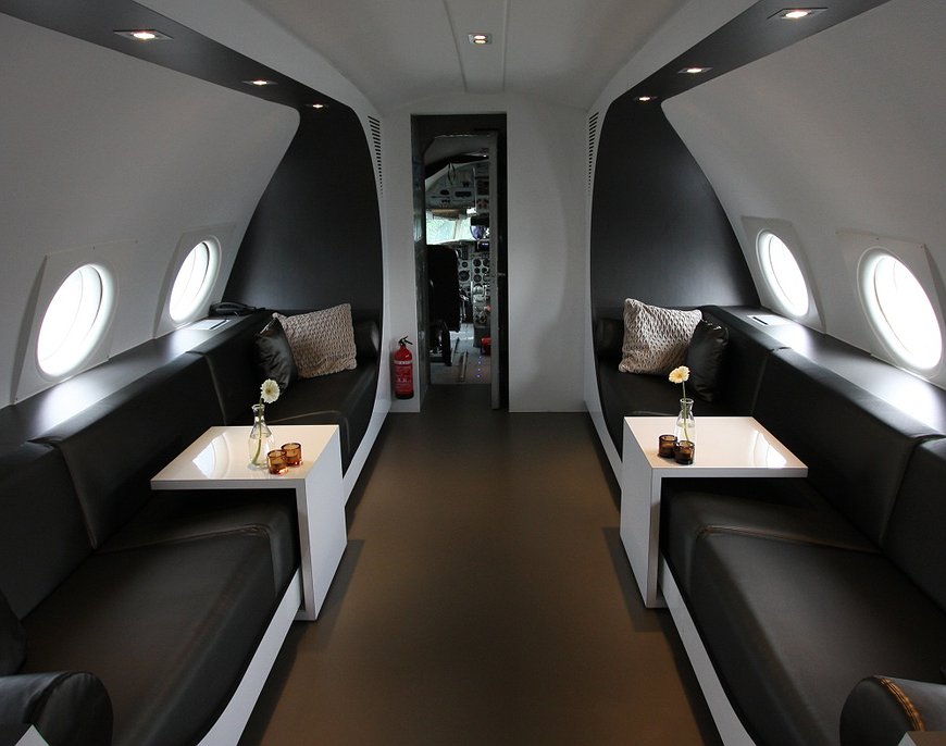 727 Fuselage Home - Luxury Suite In A Boeing | Unique and Unusual Hotels