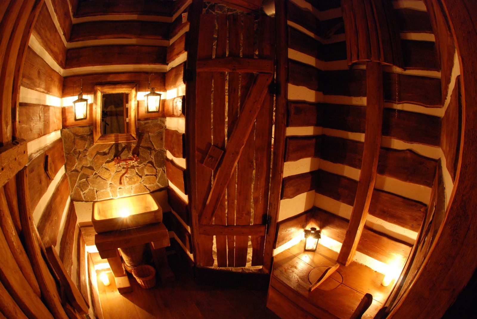 Medieval Hotel Dětenice - Candlelit Medieval Lifestyle